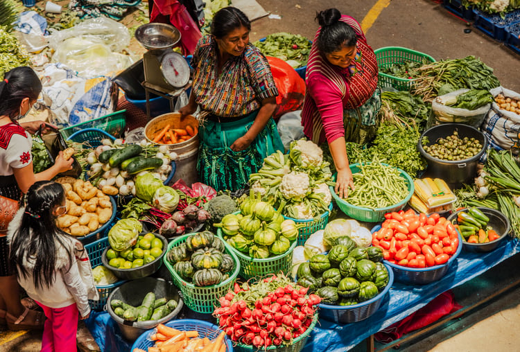 Chichicastenango Market: A Colorful Feast for the Senses | The Spunky Curl